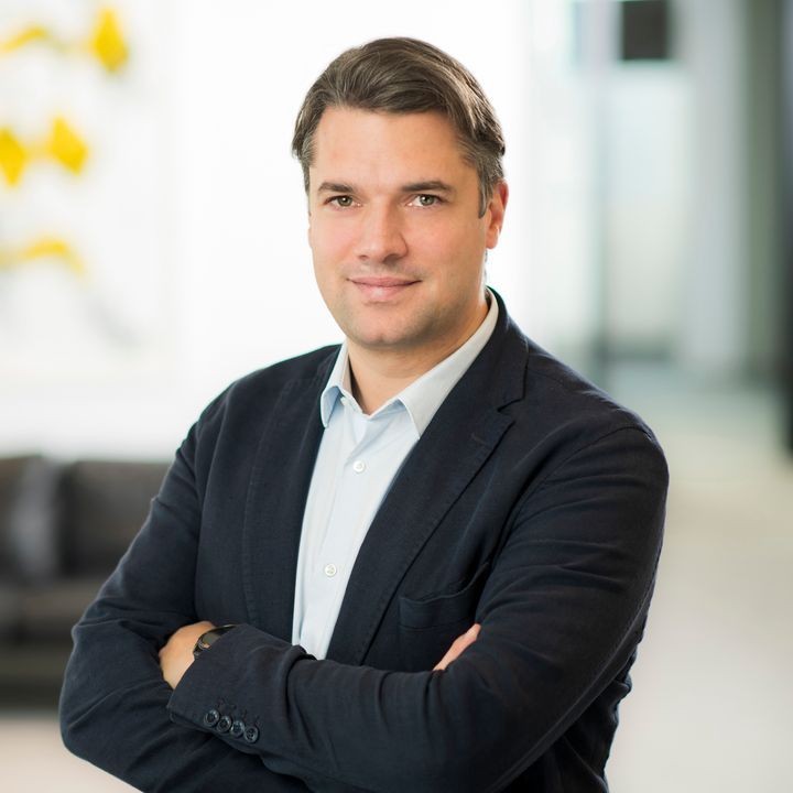 "World's First" Reinsurance Contract Bound Using Blockchain Technology ...