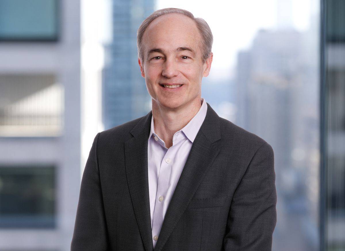 John E. Davis | Crowell & Moring LLP